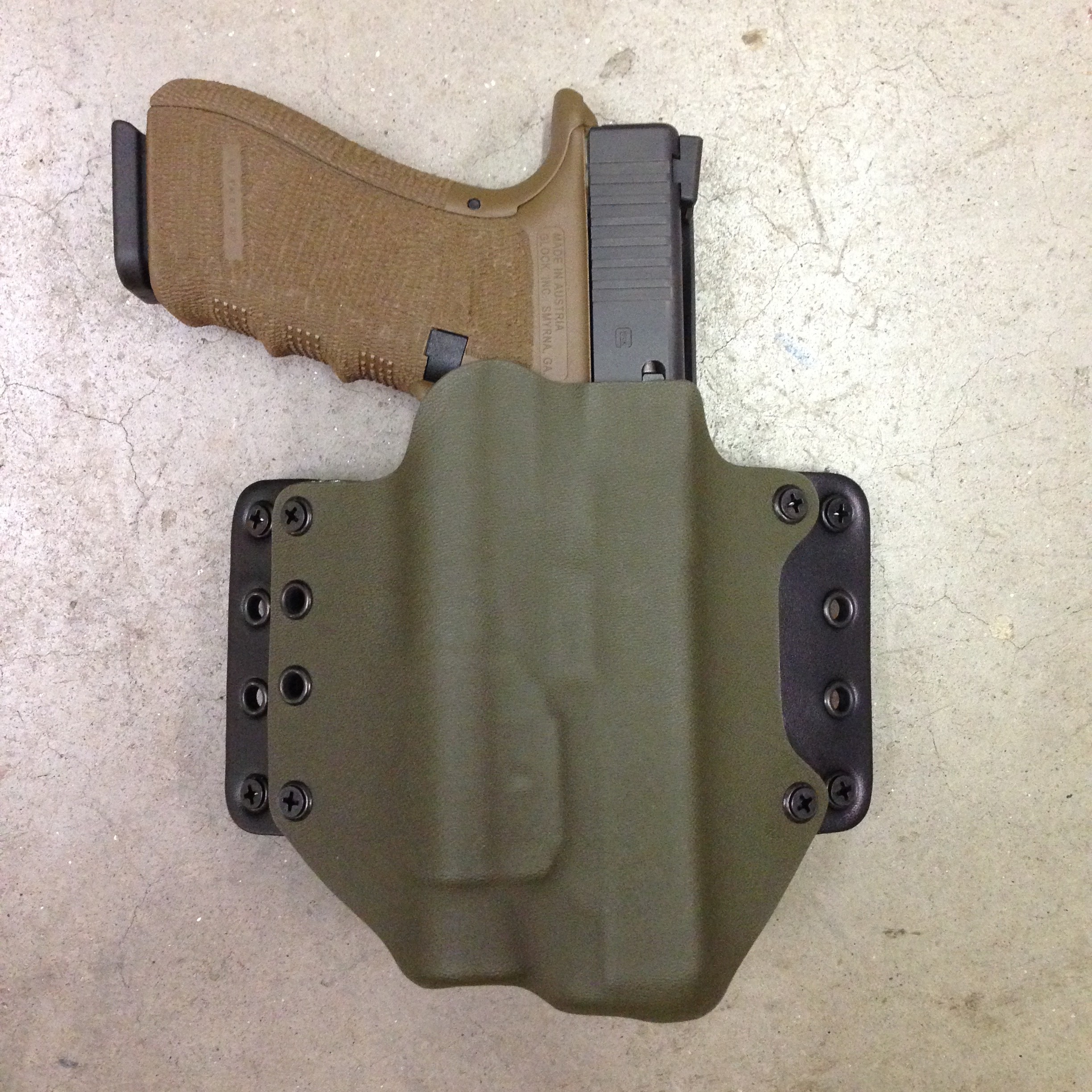 Leather WING™ Light Mounted - BlackPoint Tactical